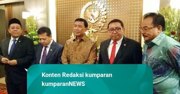 DPR dan Pemerintah Sepakat Segera Rampungkan RUU Terorisme | kumparan.com DPR dan Pemerintah Sepakat Segera Rampungkan RUU Terorisme | kumparan.com